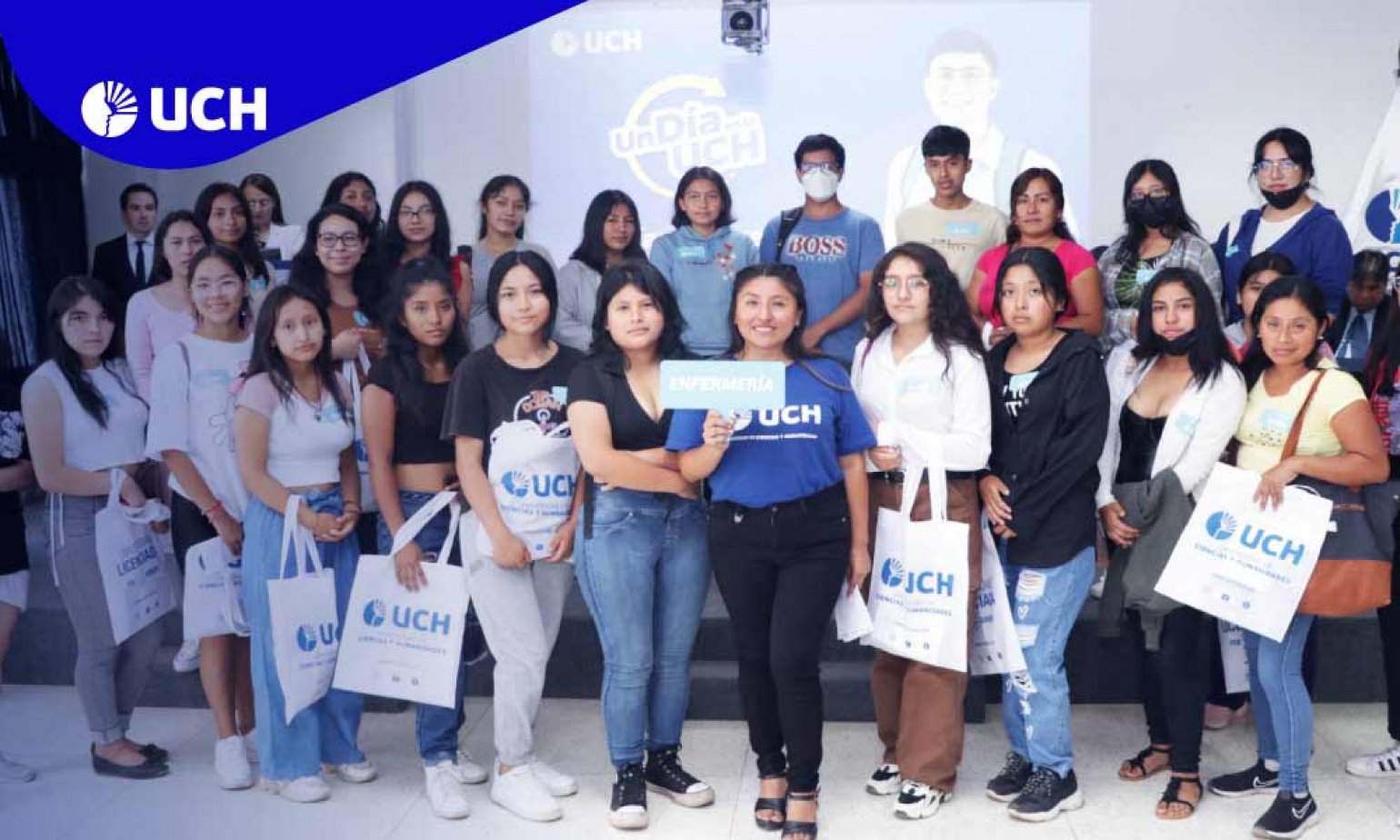 Postulantes disfrutaron de “Un día en la UCH” Postulantes disfrutaron de “Un día en la UCH”